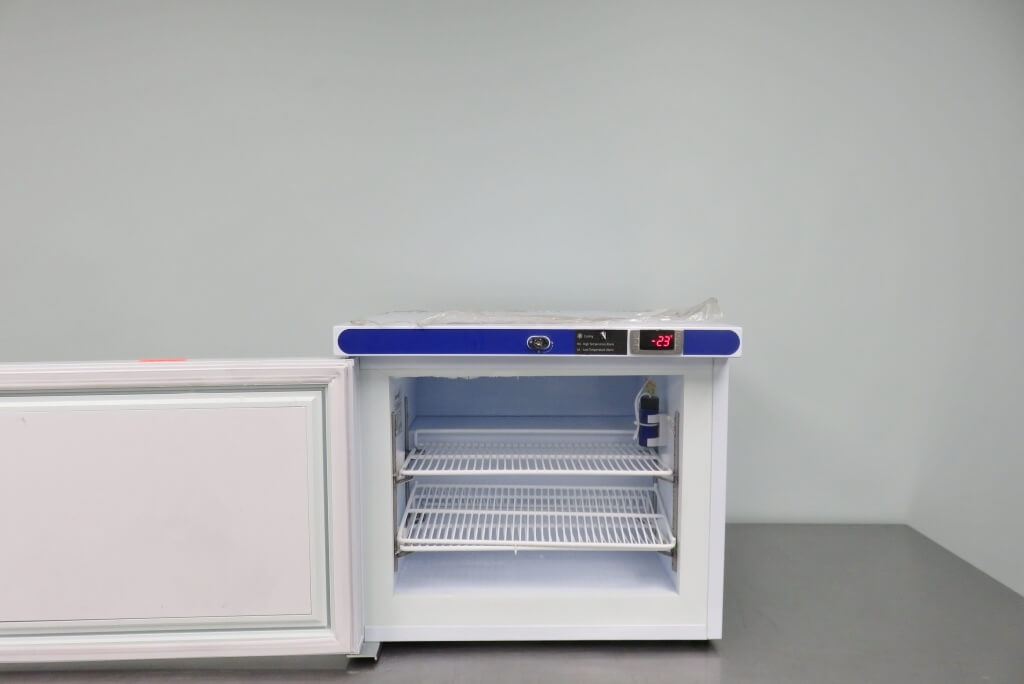 -20C Benchtop Lab Freezer - 2025 Unused - The Lab World Group