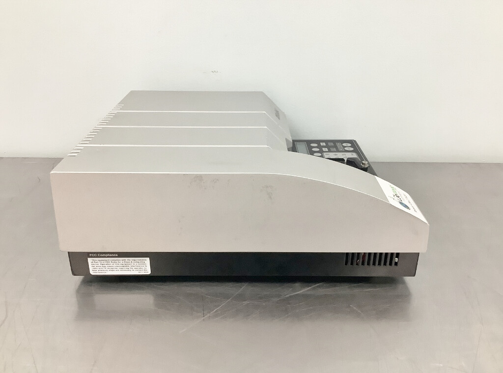 Biotek Elx800 Microplate Reader - The Lab World Group