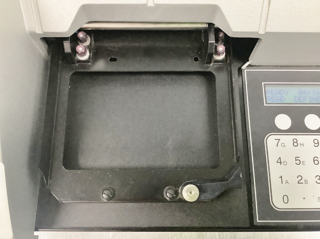 Biotek Elx800 Microplate Reader - The Lab World Group