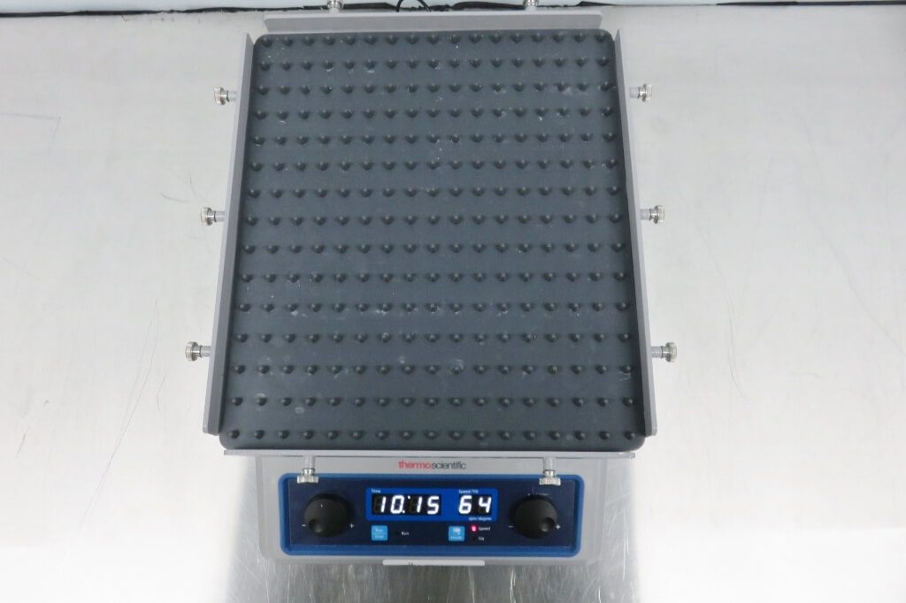 Thermo Scientific Digital Platform Rocker - The Lab World Group