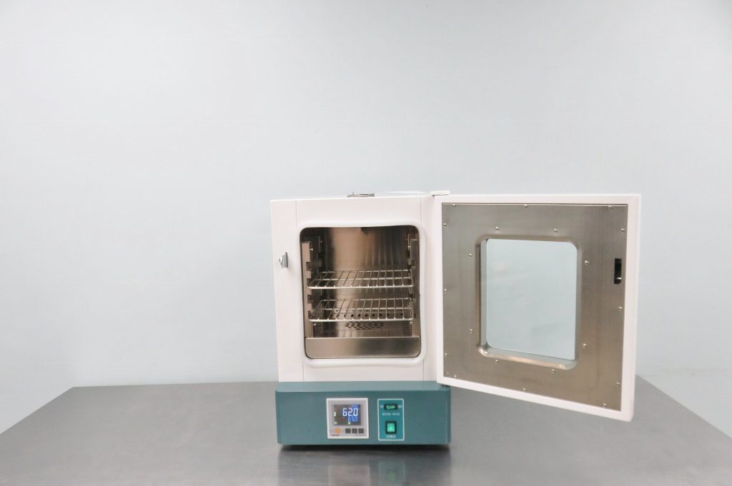 Vevor 20L Benchtop Incubator - The Lab World Group