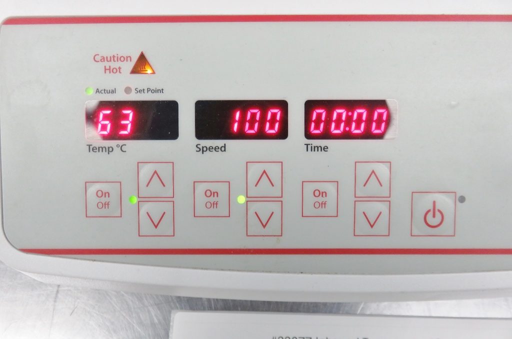 Microplate Incubator Shaker - Ohaus - The Lab World Group