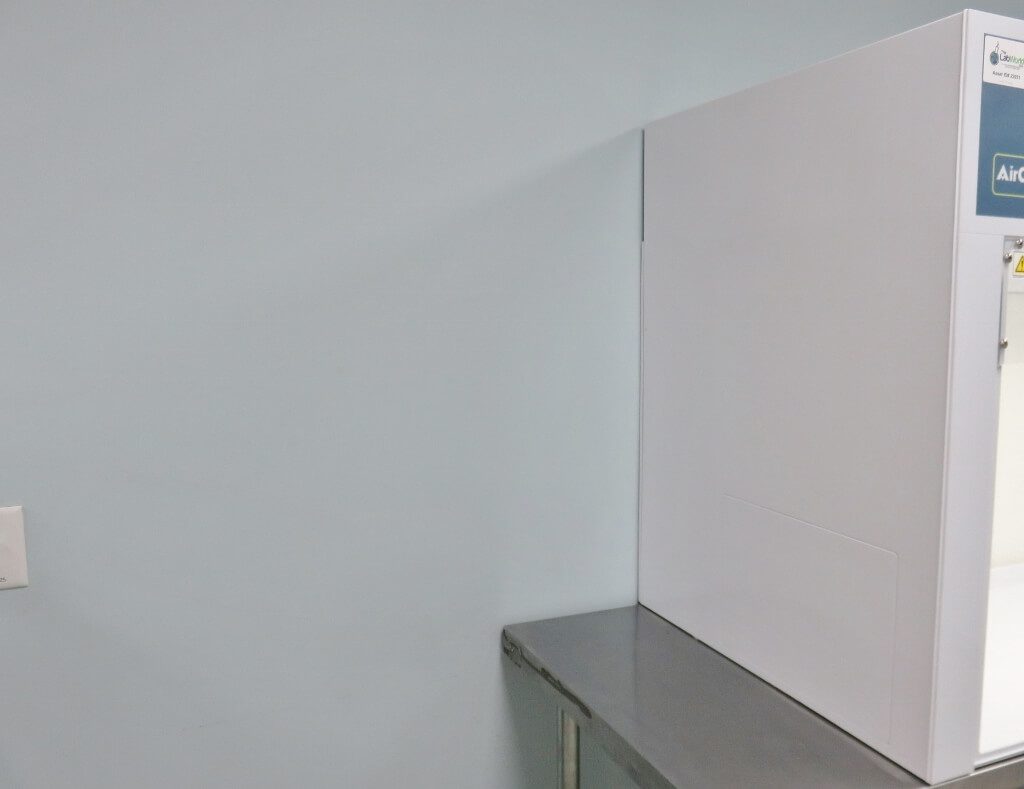 AirClean 4000 Laminar Flow Hood 4' - The Lab World Group