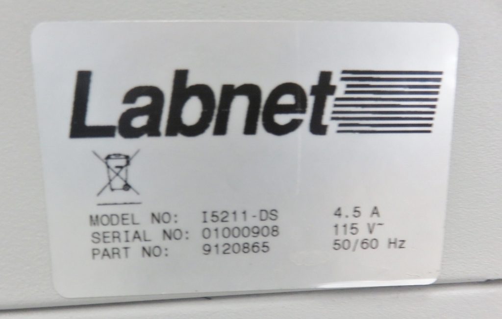 Labnet 211 DS Benchtop Incubator Shaker - The Lab World Group