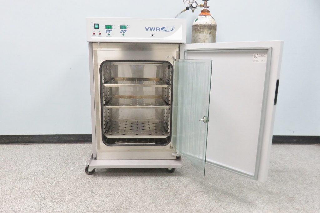 VWR 2400 CO2 Incubator - The Lab World Group