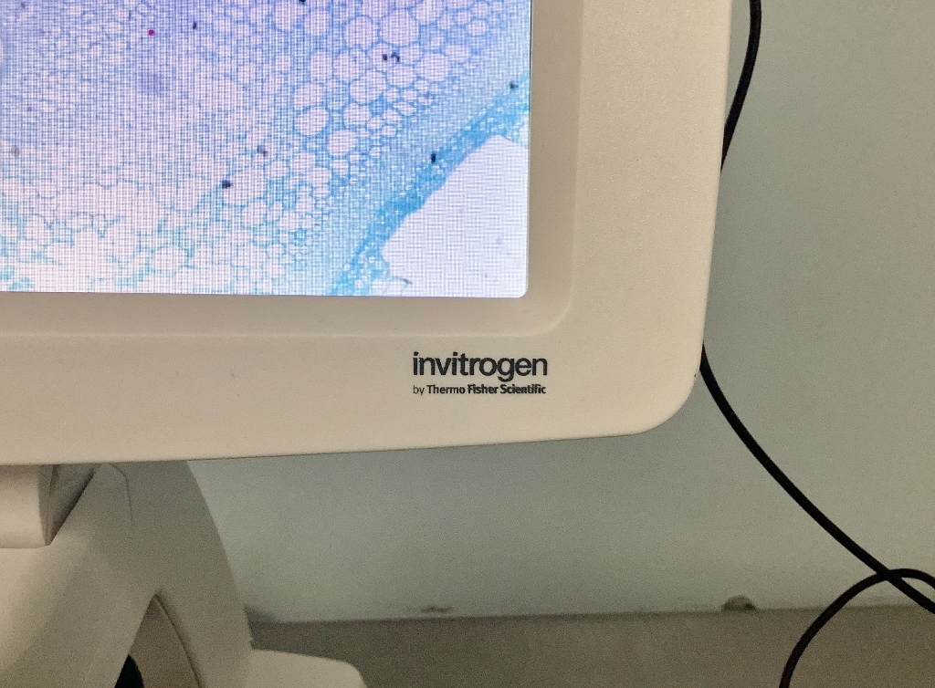 Evos XL Core Imaging System - The Lab World Group