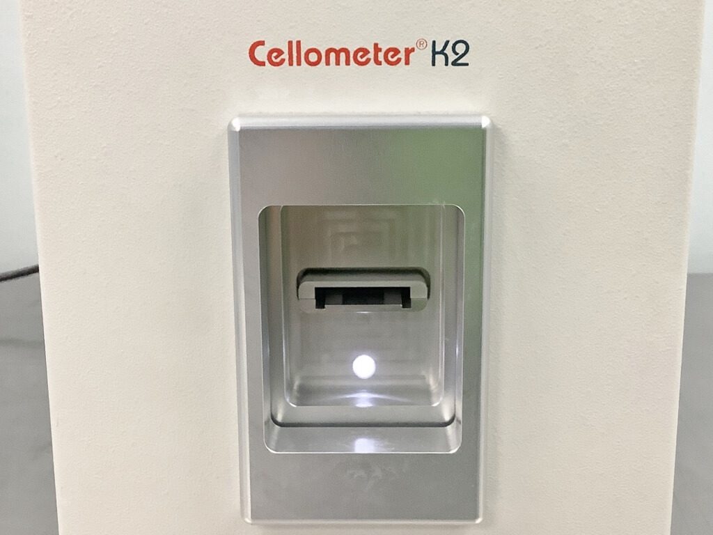 Nexcelom Cellometer K2 Fluorescent Cell Counter
