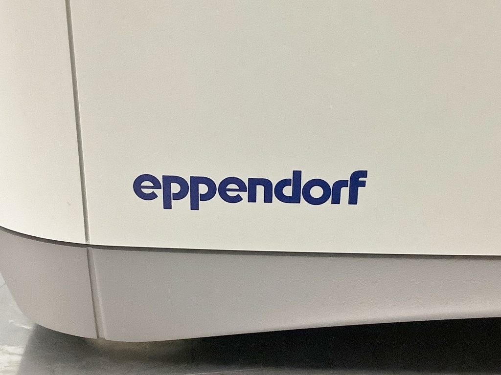 Eppendorf 5430R Centrifuge - The Lab World Group