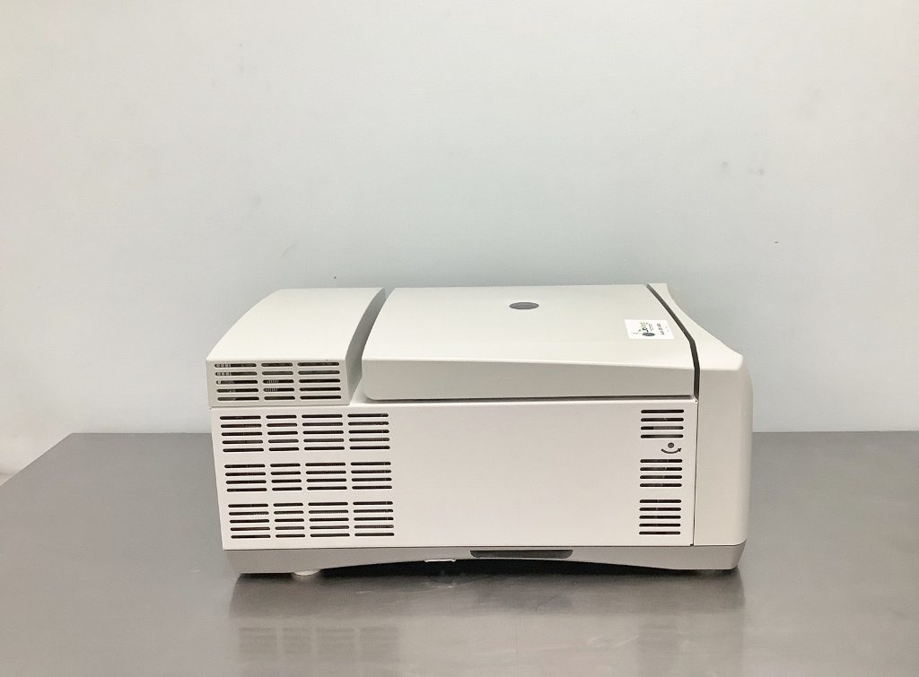 Eppendorf 5430R Centrifuge - The Lab World Group