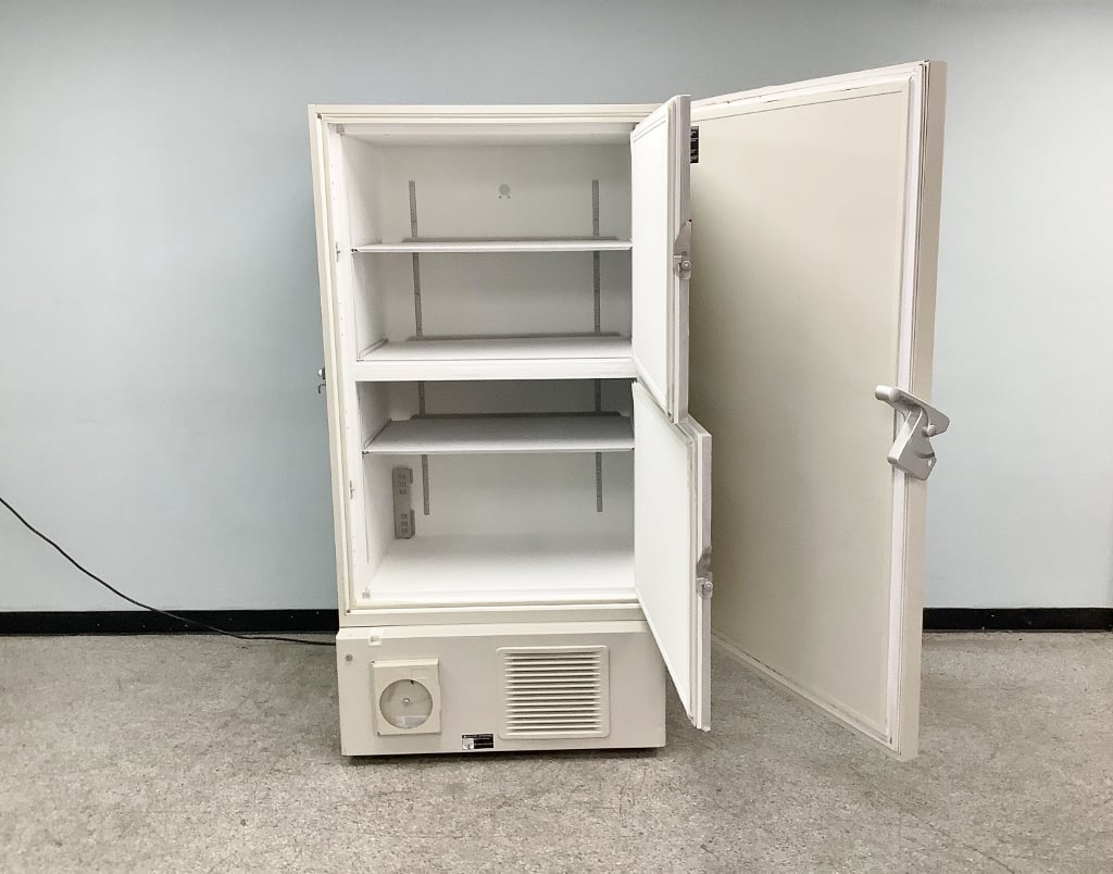 Panasonic Ultra Low Freezer VIP Plus -86C - The Lab World Group