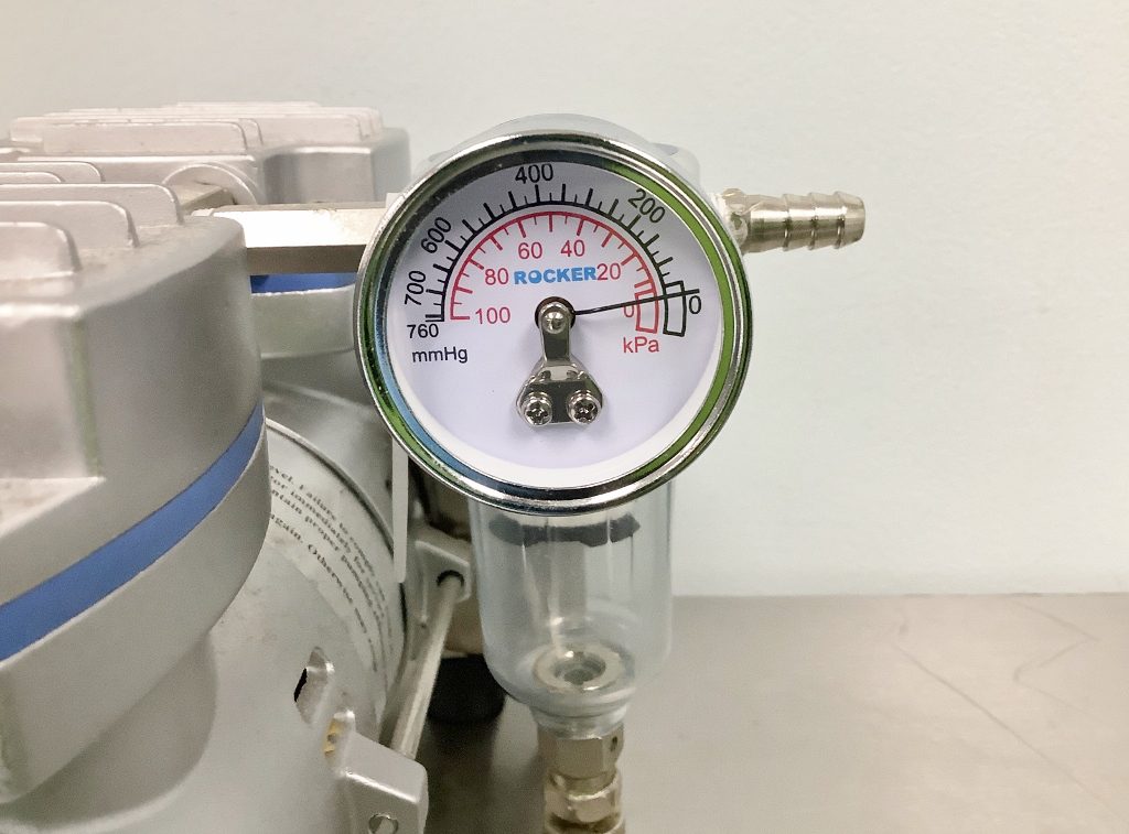 Rocker 400 Oil Free Vacuum Pump - The Lab World Group
