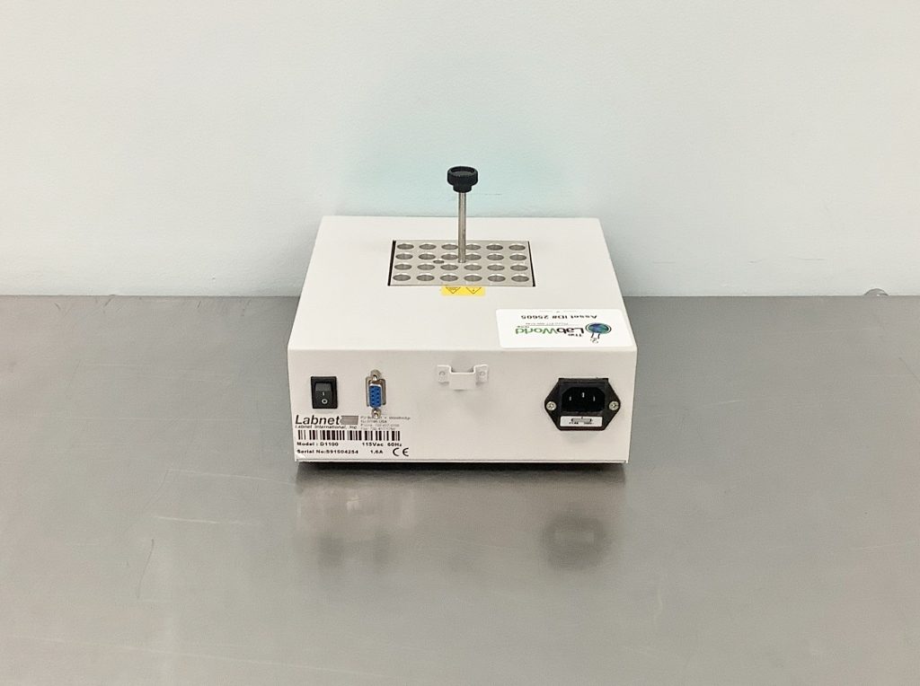 Labnet AccuBlock Digital Dry Bath D1100 - The Lab World Group