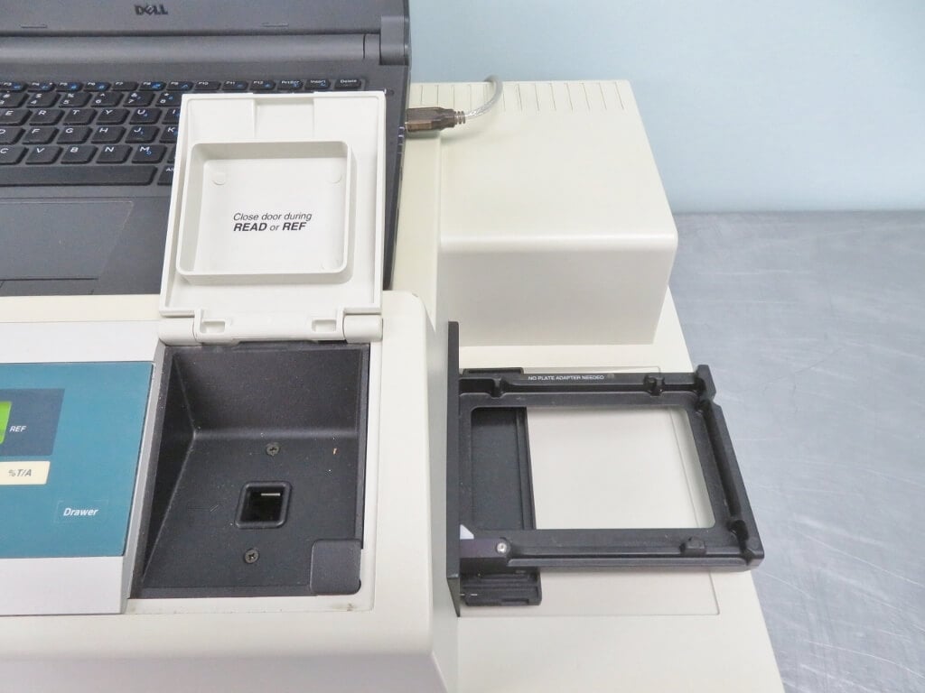 Molecular Devices SpectraMax 384 Plus Microplate Reader