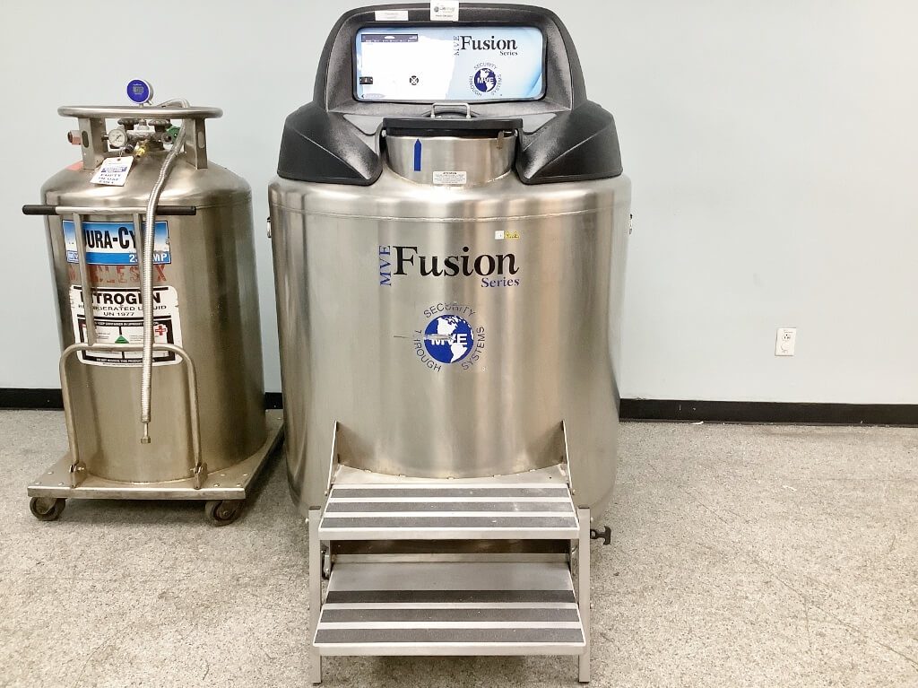 MVE Fusion 1526 Cryogenic Storage System