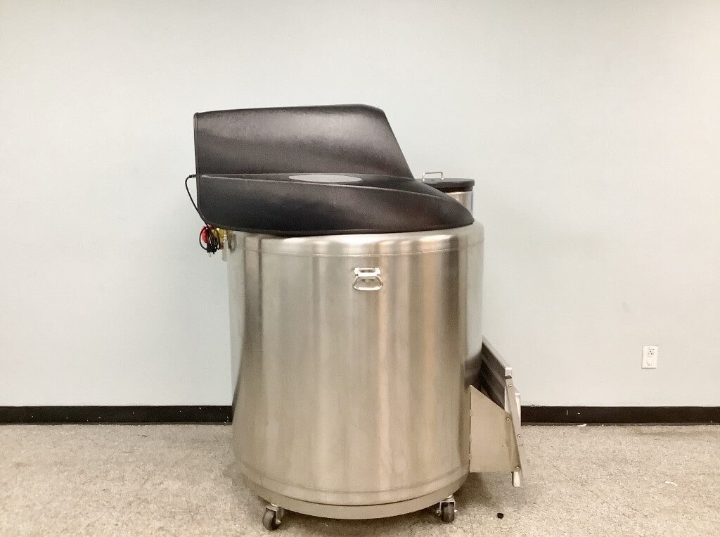 MVE Fusion 1526 Cryogenic Storage System