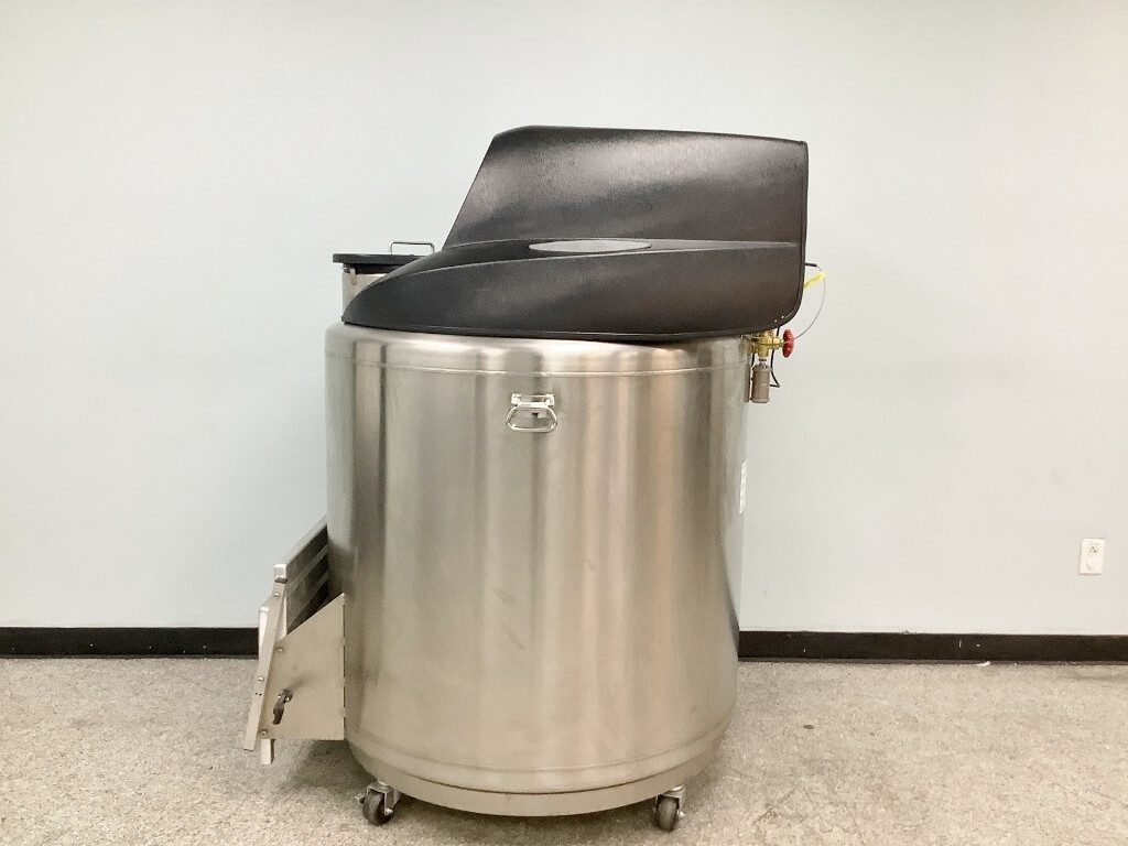 MVE Fusion 1526 Cryogenic Storage System