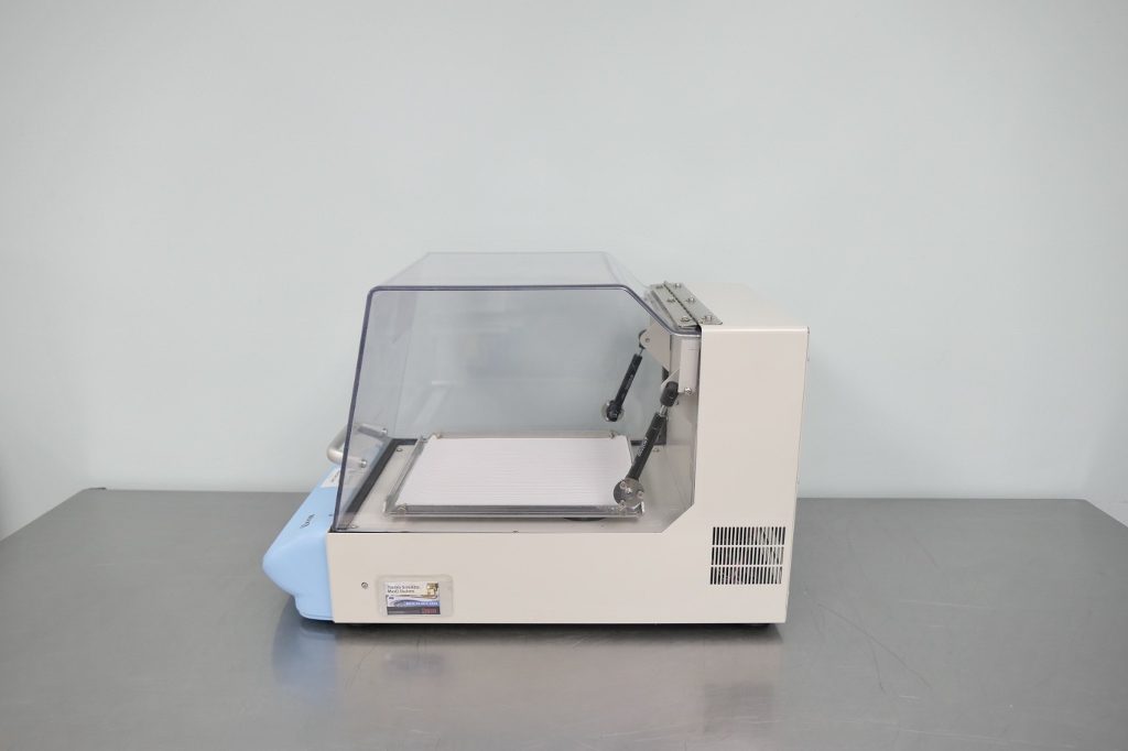 Thermo MaxQ 4450 Incubator Shaker - The Lab World Group