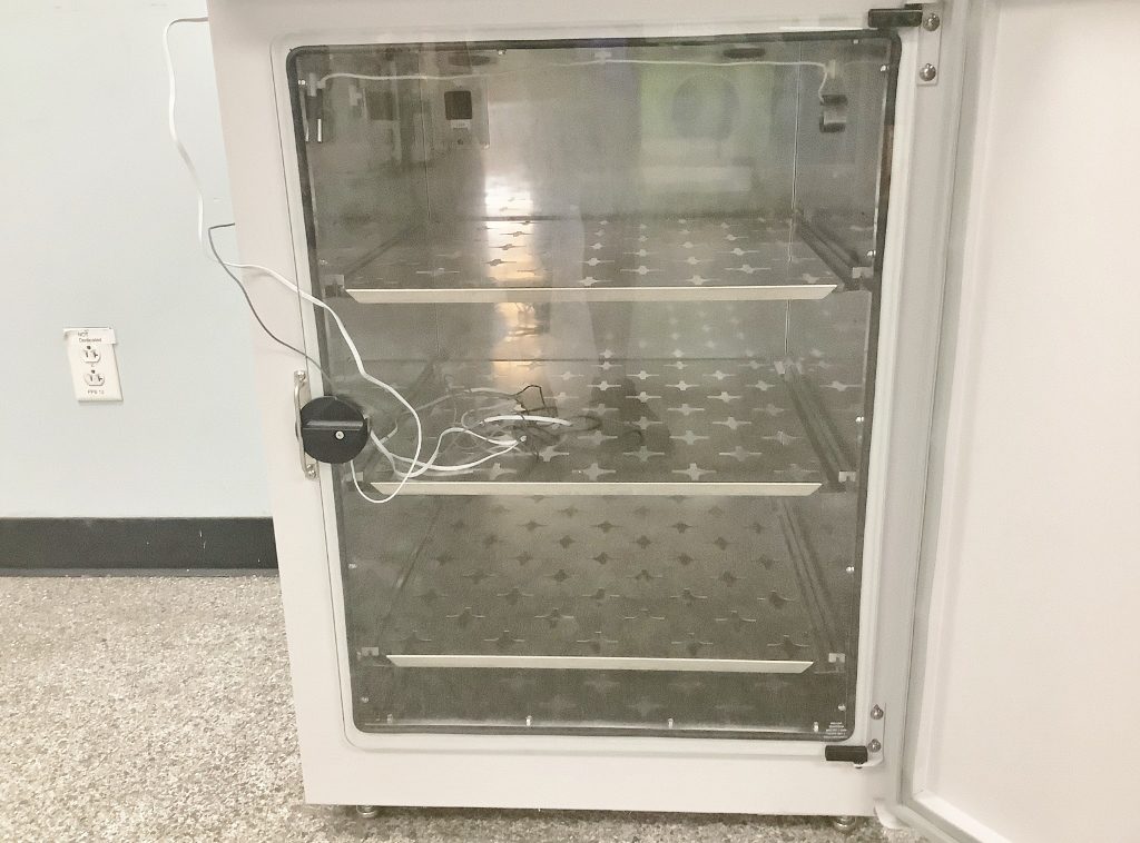 Shel Lab SMI6 Incubator - The Lab World Group