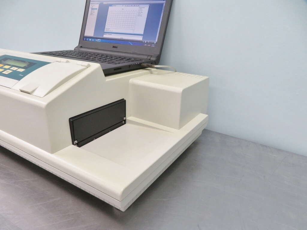Molecular Devices SpectraMax 384 Plus Microplate Reader