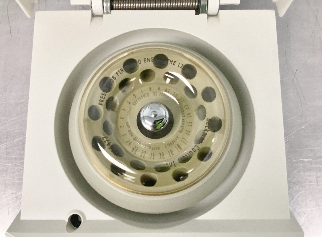 Beckman Coulter Microfuge 16 - The Lab World Group