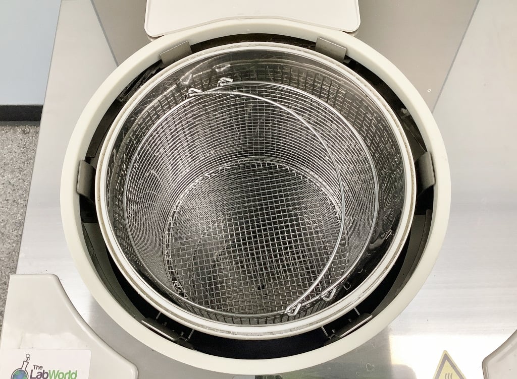 Hirayama HiClave HV-50 Vertical Top Load Autoclave - The Lab World Group