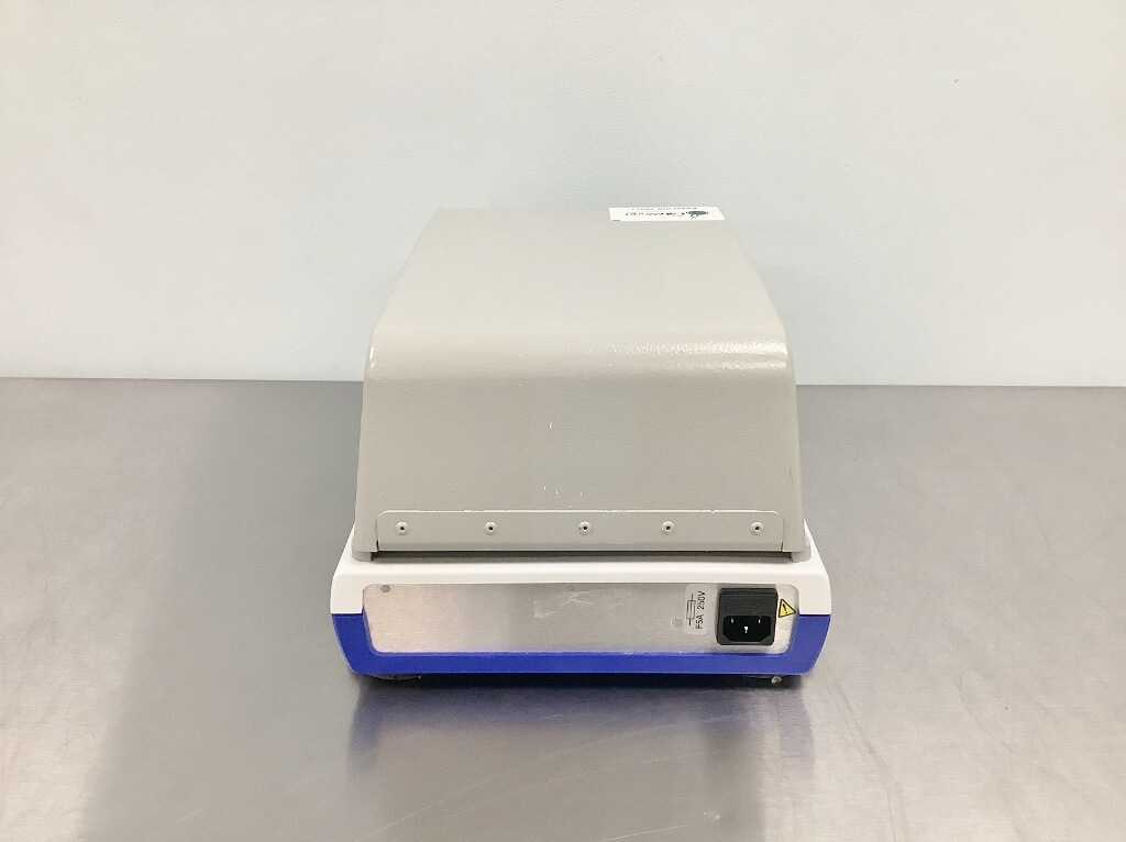 Fisher Scientific Incubating Microplate Shaker - The Lab World Group