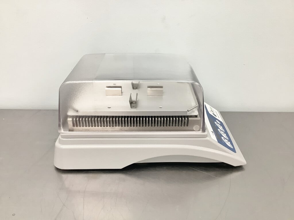 VWR Microplate Incubator Shaker - The Lab World Group