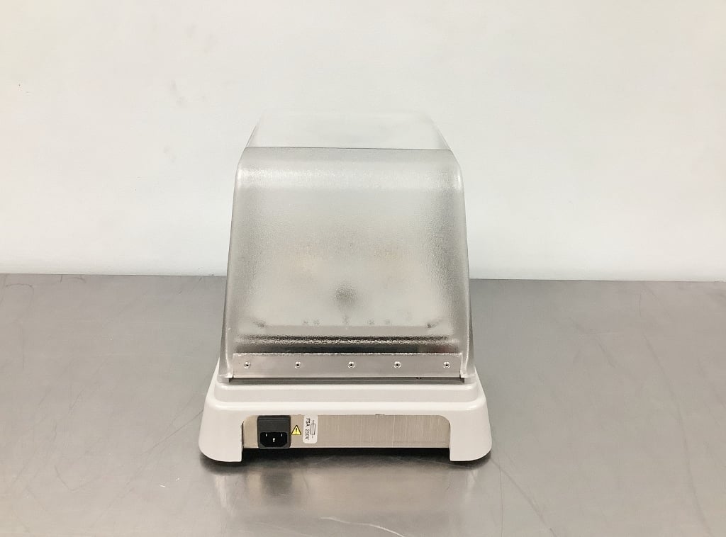 VWR Incubating Mini Shaker - The Lab World Group